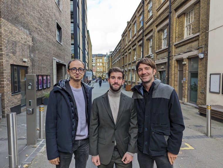 Congratulations to Valentino who has been awarded his PhD Degree in Nanoscience – Soft Active ...